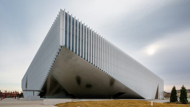 Stainless Steel in Modern Architecture and Interior Design: Key ...